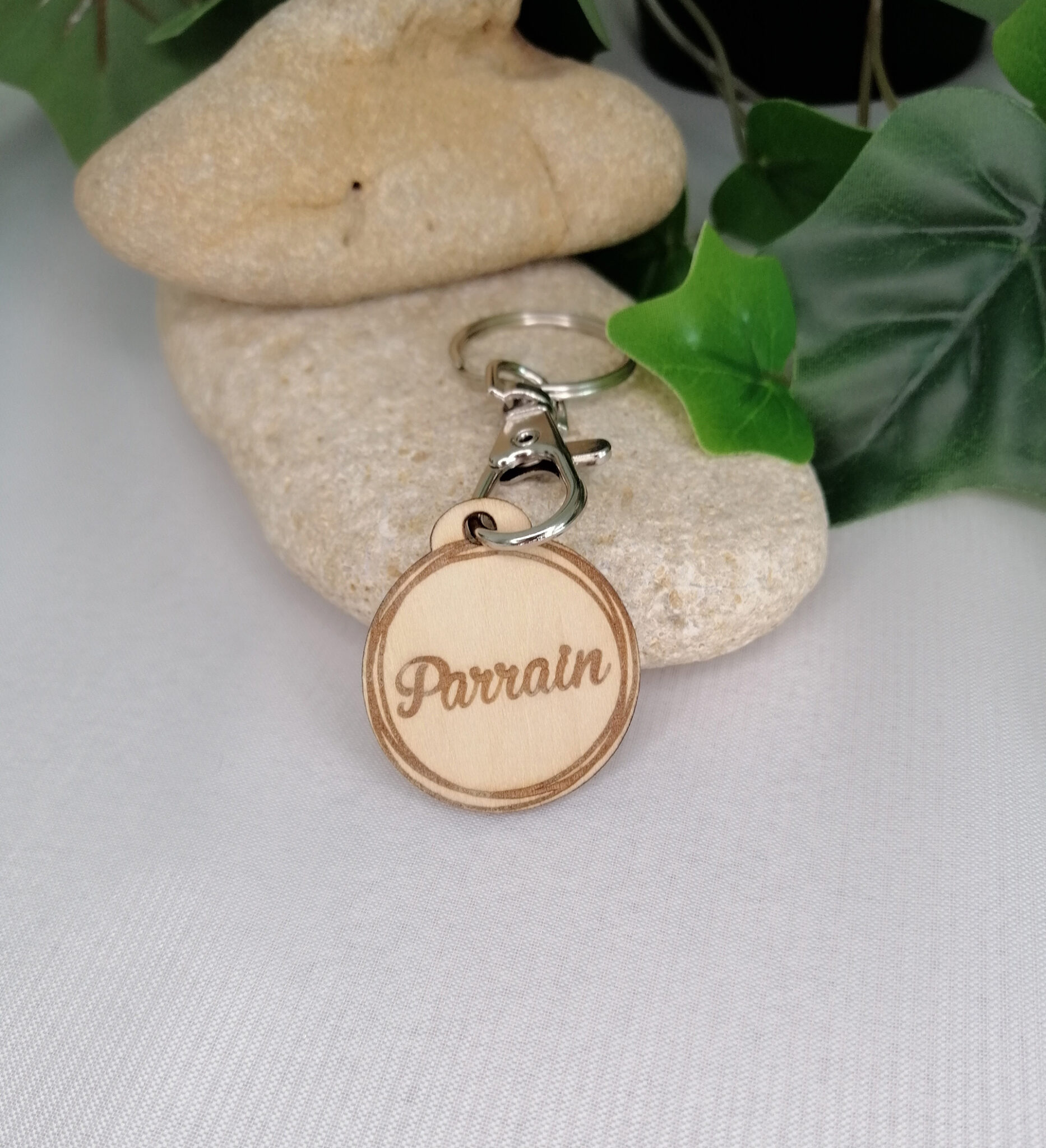 Porte clé personnalisé en bois - Atelier d'Aubin